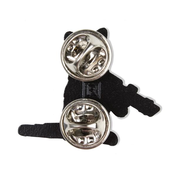 Mew Mew Mew Enamel Pin – RAYGUN